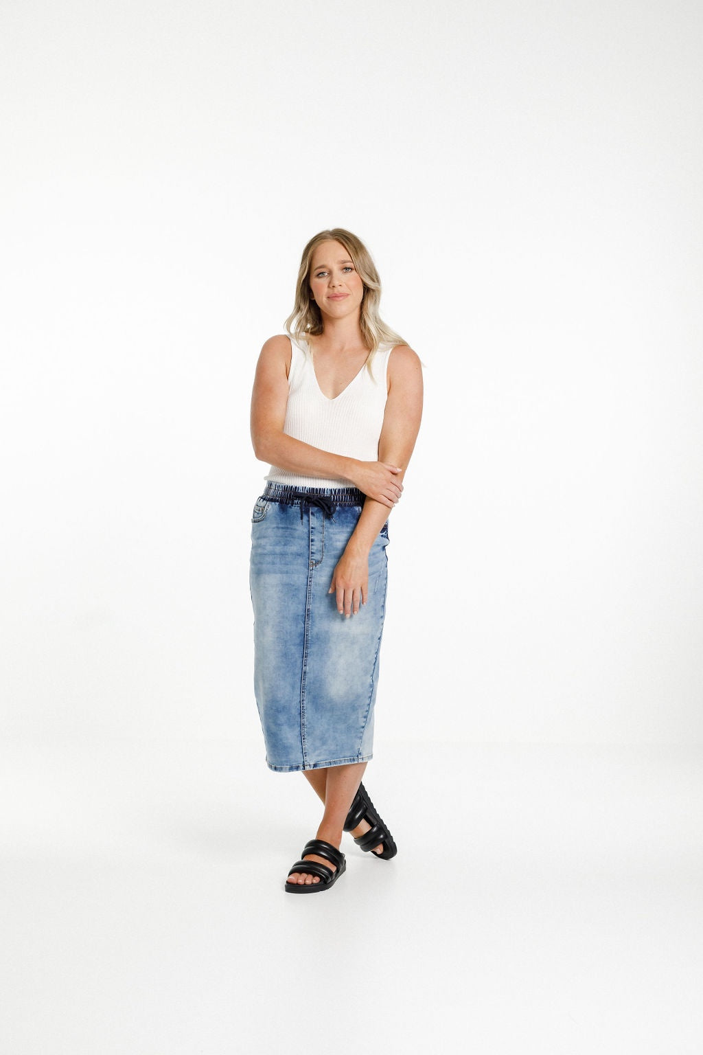 Denim Midi Skirt - Snow Wash – CUT Clothing NZ